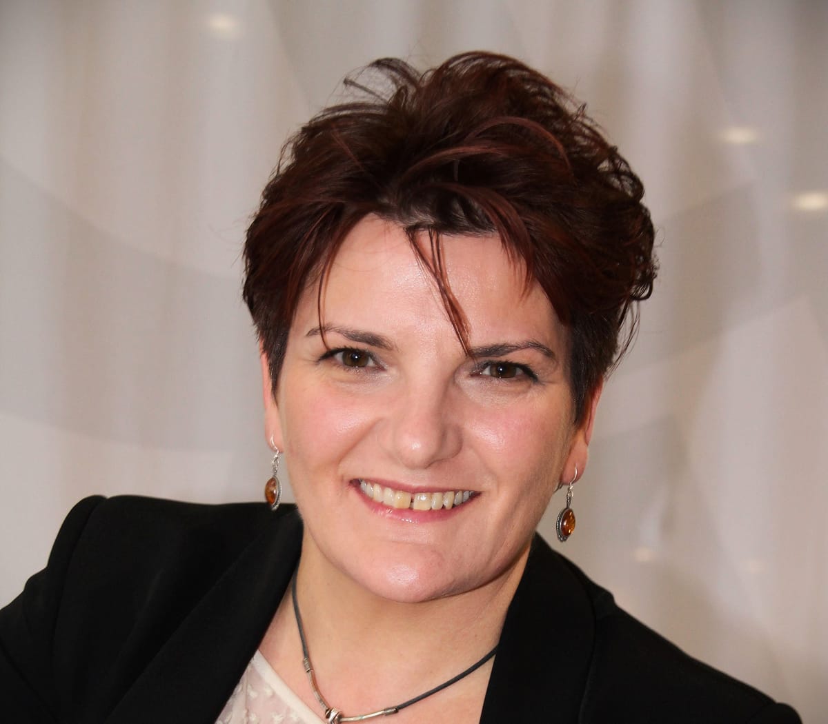 Vicky Bullivant, NTT Ltd., on green power, SBTi validation